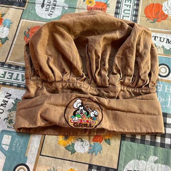 Disney | Accessories | Disney World Goofy King Of The Grill Chef Hat ...